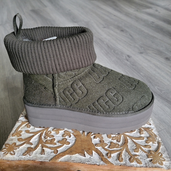 UGG | Shoes | Ugg Classic Mini Platform Felted Boot | Poshmark